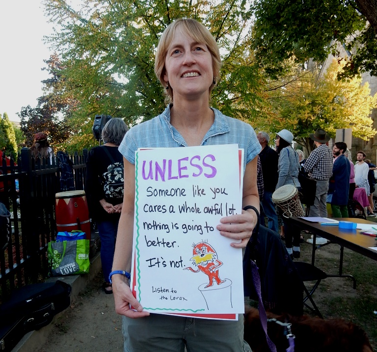 9-20 mother protesting - Commonweeder