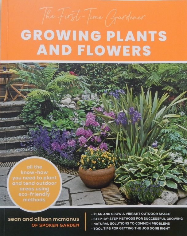 Growing Plants and Flowers book - Commonweeder